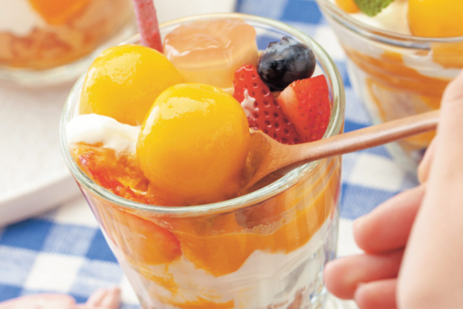 マロンドールの白玉団子パフェ | アオゾラ・ジャパン